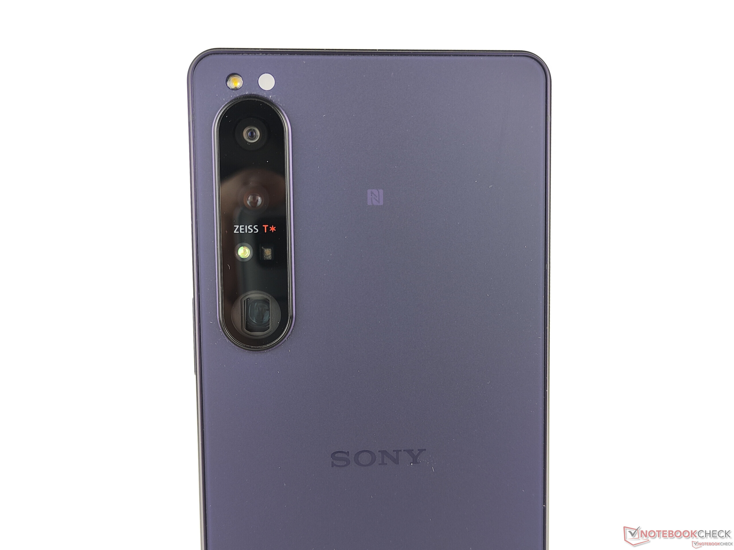 Sony Xperia 1 V: Pojawia się więcej specyfikacji aparatu, w której mówi ...