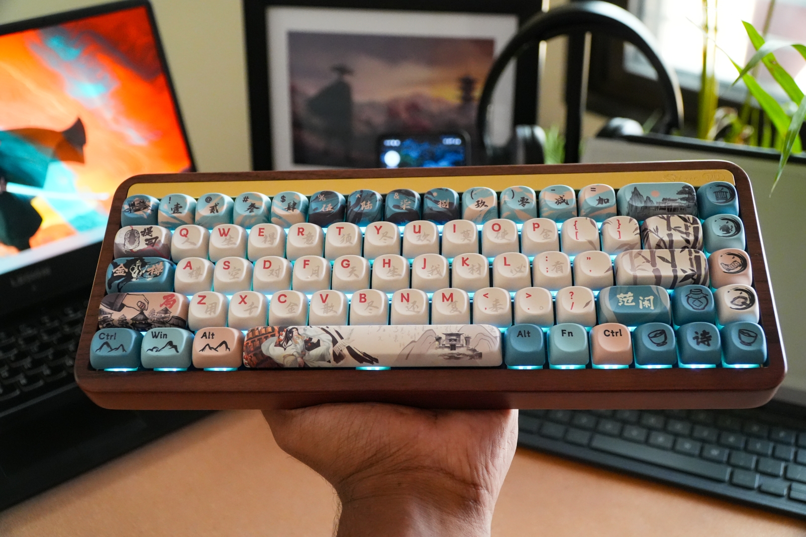 Praktyczna recenzja klawiatury Akko MU01 Joy of Life: Kompaktowy ...