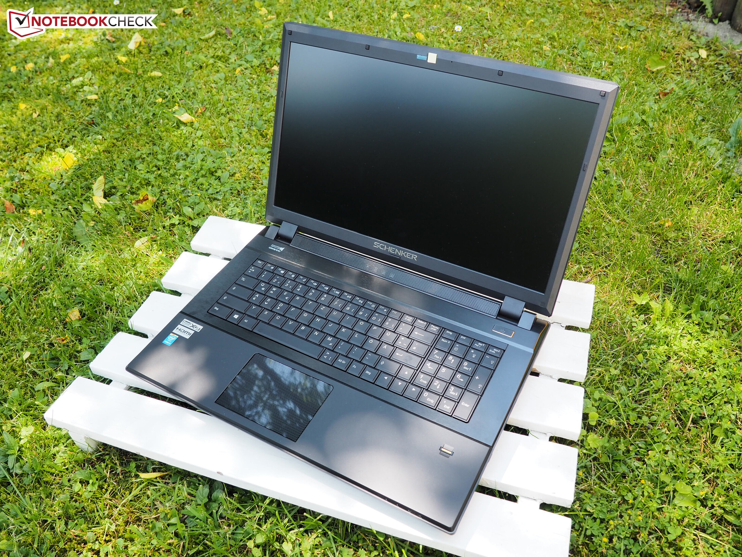 Recenzja Clevo P370SM-A (GTX 970M SLI) - Notebookcheck.pl