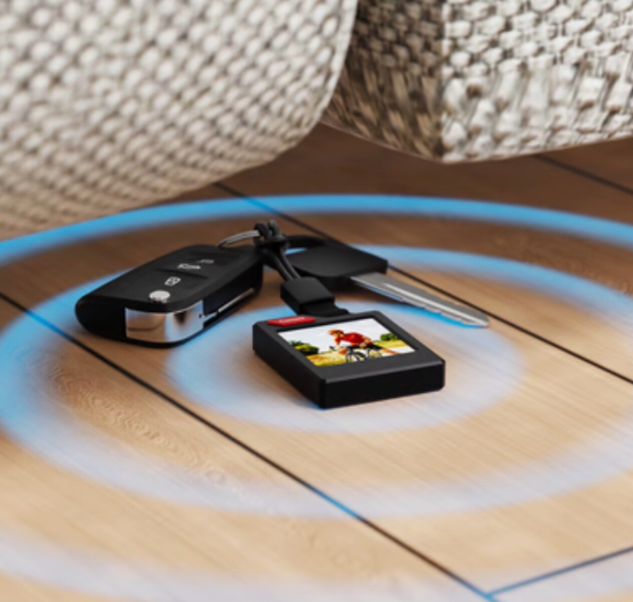 PhotoTag łączy funkcje Apple AirTag z wyświetlaczem e-ink ...